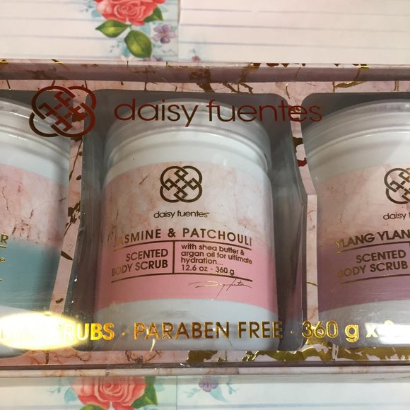 Daisy Fuentes | Bath & Body | Daisy Fuentes Three Scented Body Scrub ...
